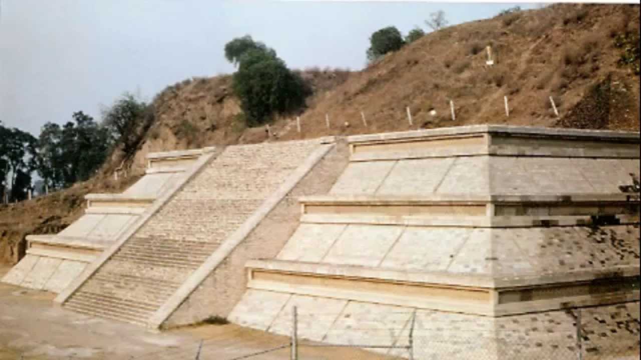 Top 10 LARGEST Pyramids in history - YouTube