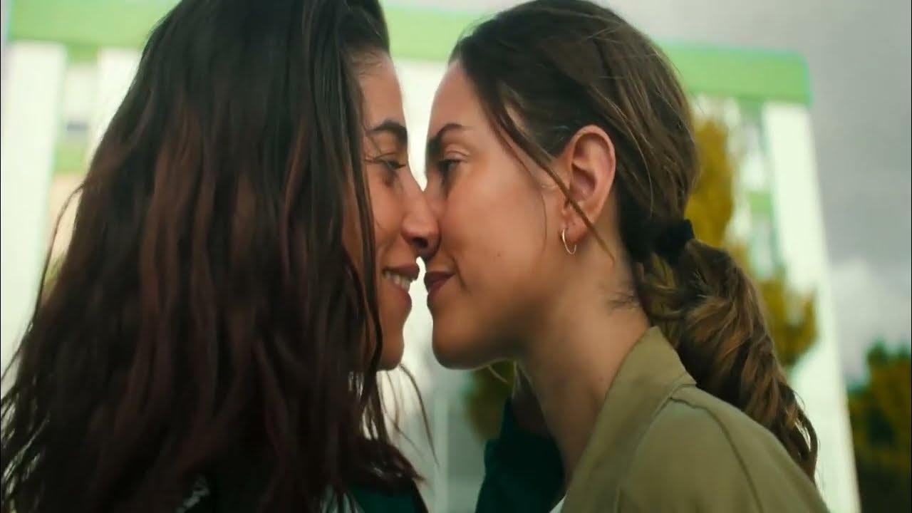 wlw first kiss part 7 - YouTube