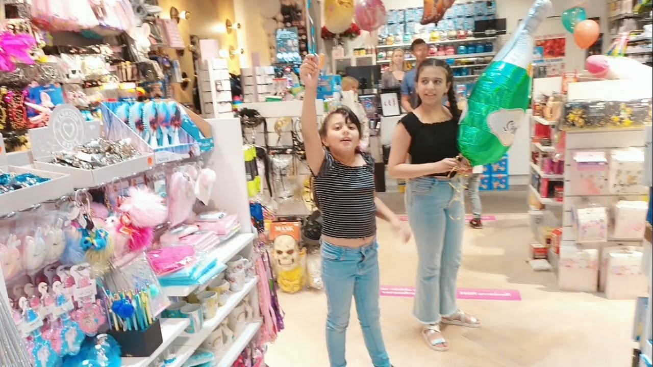 Going shopping, having fun and swimming in a Chocolate pool - YouTube