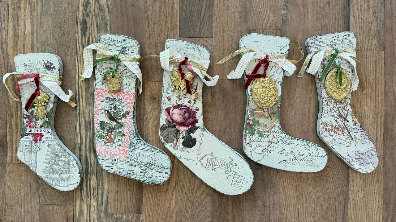 Cozy Cottage Christmas Holiday Projects - Wooden Stockings For ...