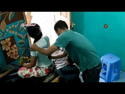 Pijat tradisional untuk relaksasi kepala dan pundak