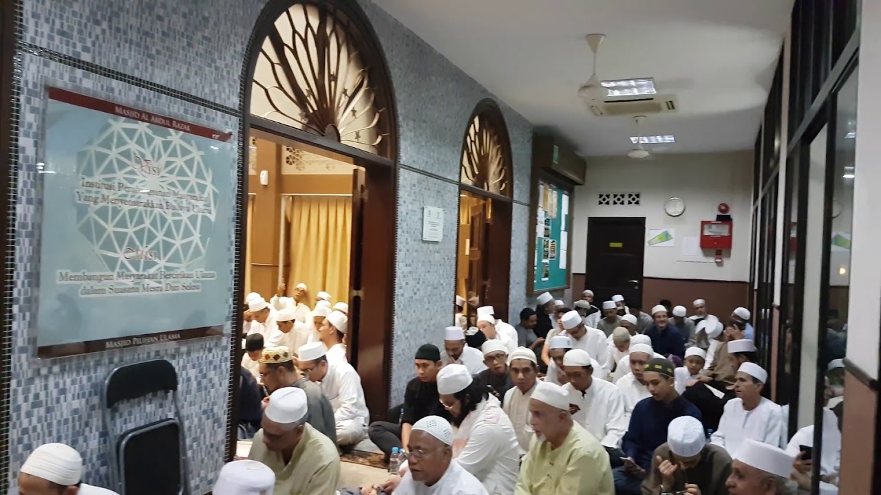 Farewell Ramadan. Masjid Al Razak . 2018 - YouTube