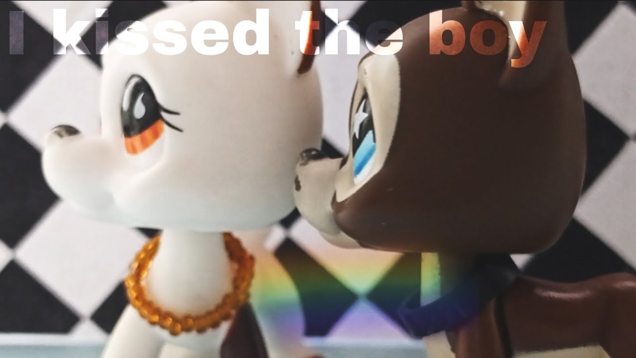 lps Mv -I kissed the boy- - YouTube