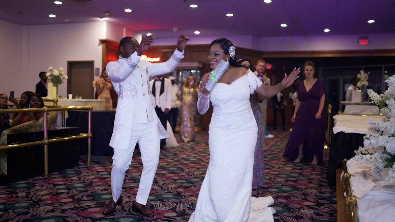 Beautiful Congolese Wedding Entrance Dance (Ceasar and Rachel) - YouTube