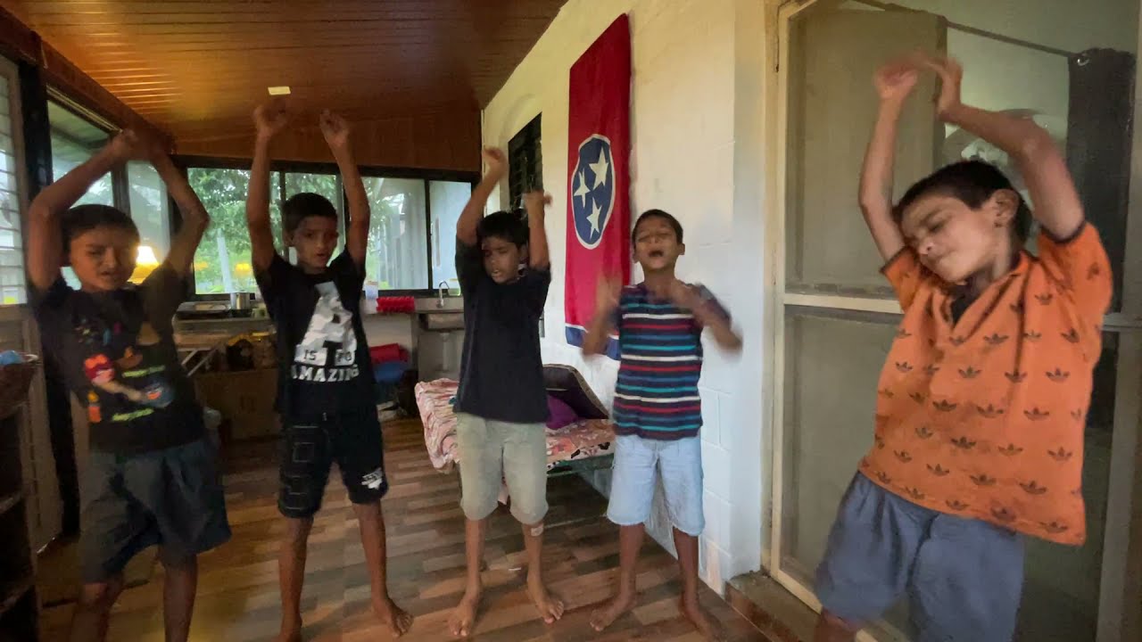 Good Morning Song for Kids (with dance) | The Singing Walrus - YouTube
