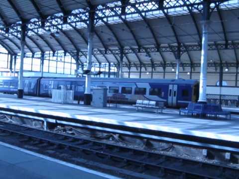 Northern Class 158 Arriving Hull - YouTube
