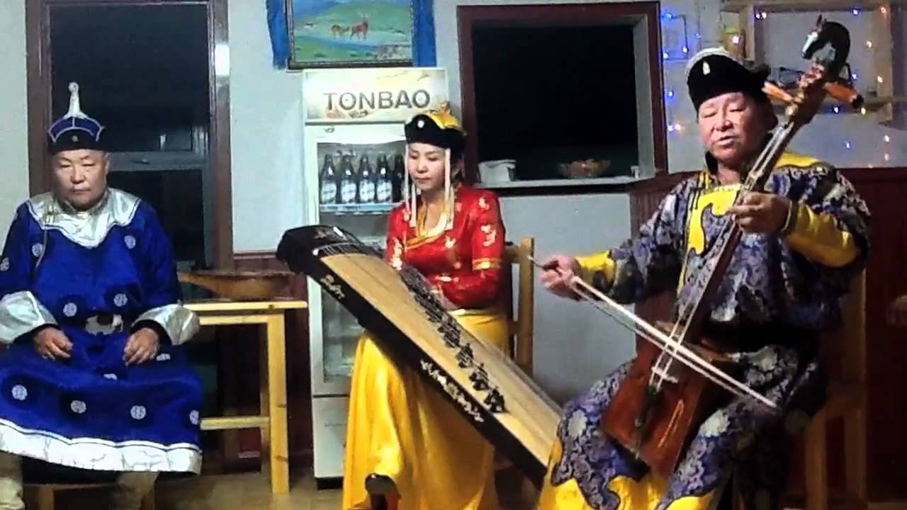 A Mongolian song, with Morin Khuur, Mongolia - YouTube