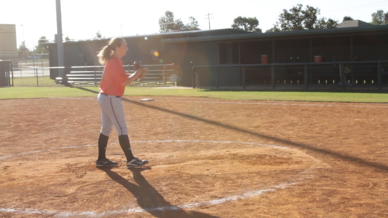 Hannah Williams 2020 Pitcher Skills Video - YouTube