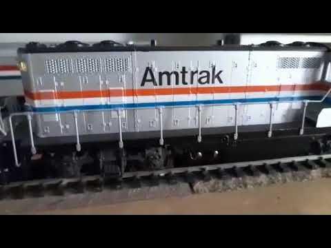 Atlas Kato GP7 #762 with DCC - Video 02 - YouTube