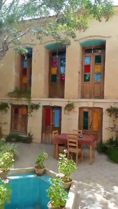 BB hostel Shiraz part 2(2) - YouTube