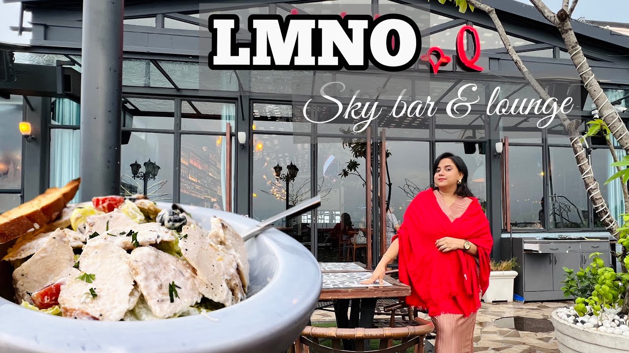 LMNOQ cafe• Best rooftop restaurant in parkstreet •u will get top notch ...