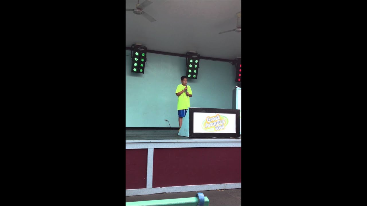 Isa singing, "Love Me" at Six flags Great America, Gurnee, IL. - YouTube