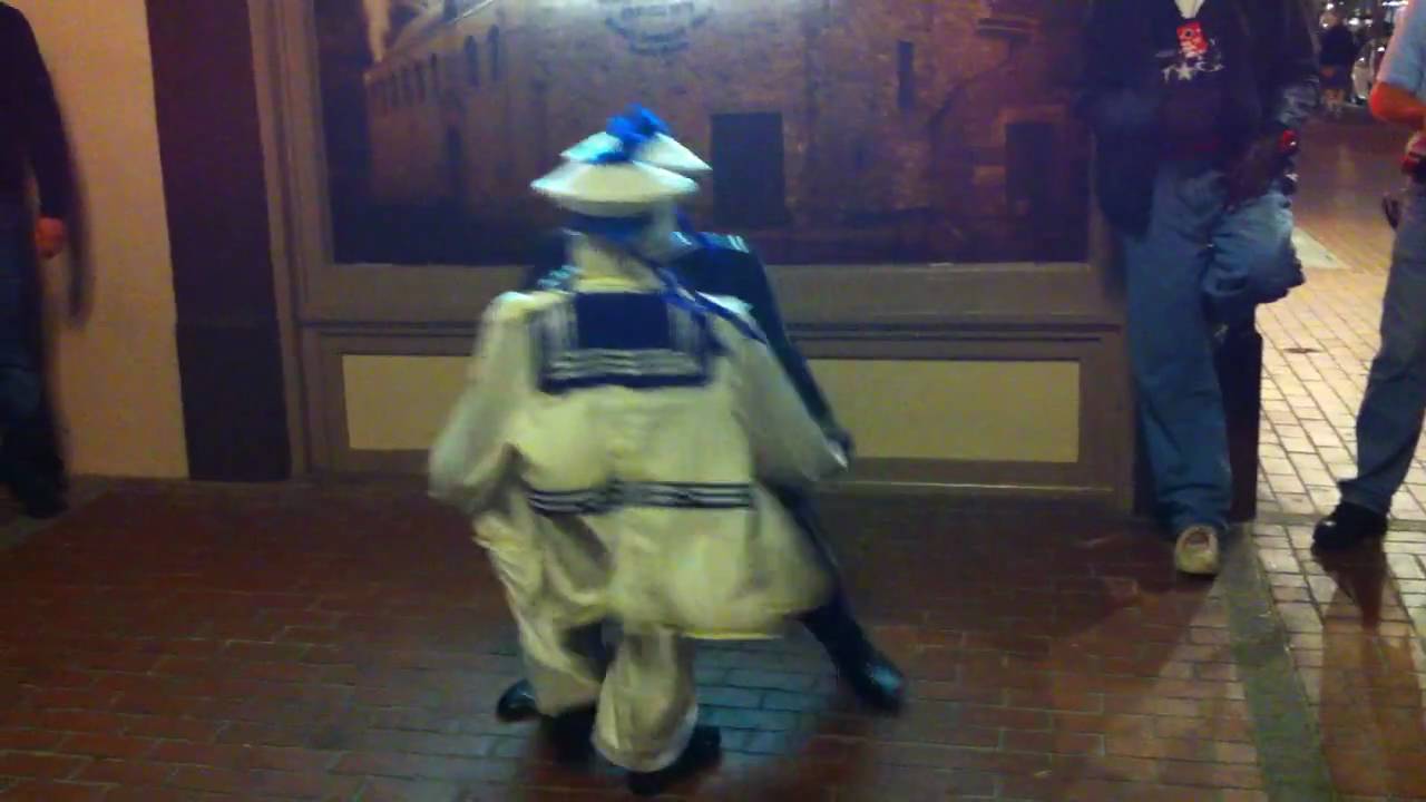 Street Performer - Duo of Sailors - YouTube