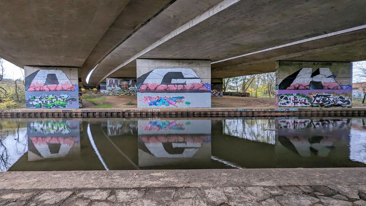 Graffiti at Winnersh Triangle in Reading Part 1 - YouTube