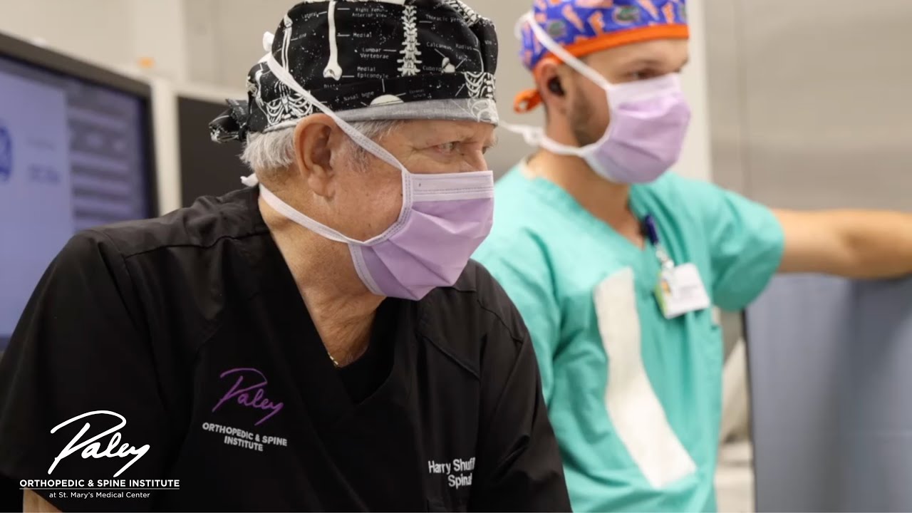 Spinal Fusion for Idiopathic Scoliosis | Dr. Harry Shufflebarger - YouTube