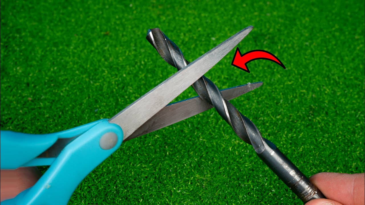 Brilliant advice on how to sharpen scissors in 1 minute! - YouTube