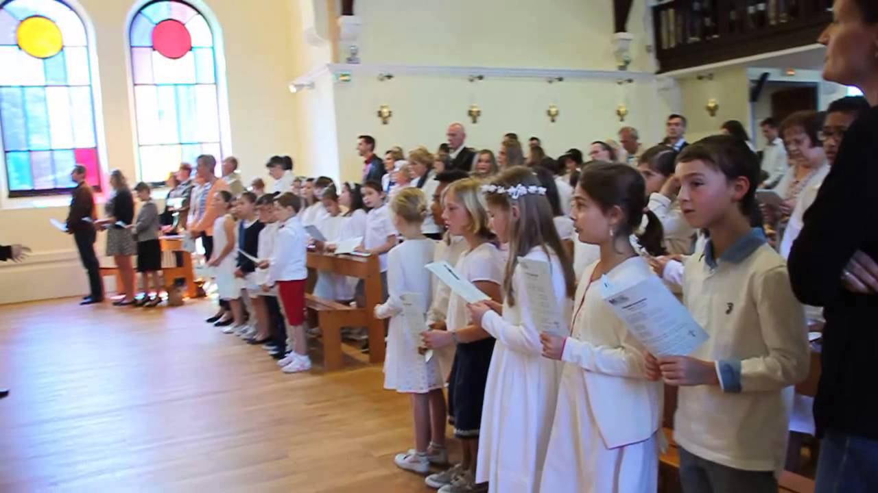 Communion 10 Mai 2015 - Messe de 11h - Chant final - YouTube