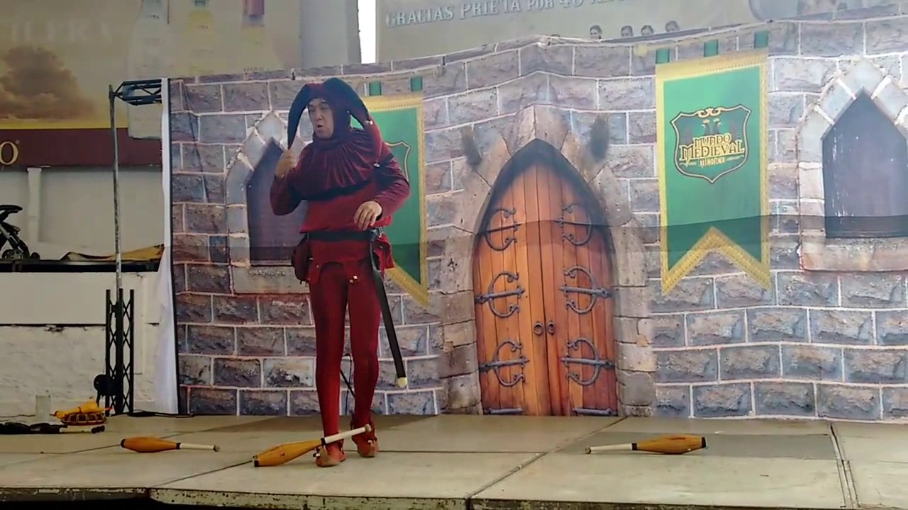 1er Festival Mundo Medieval GDL 2017, V6 Buffon de la corte - YouTube