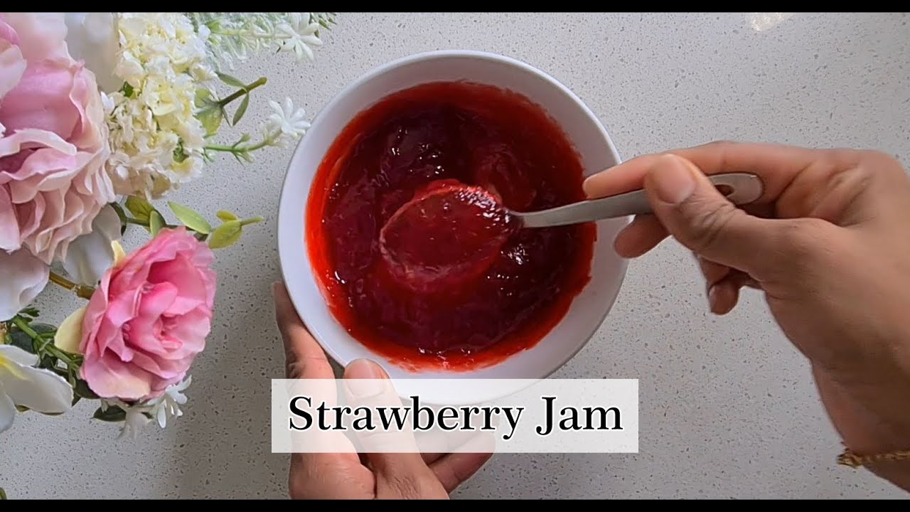 How to make Strawberry Jam - YouTube