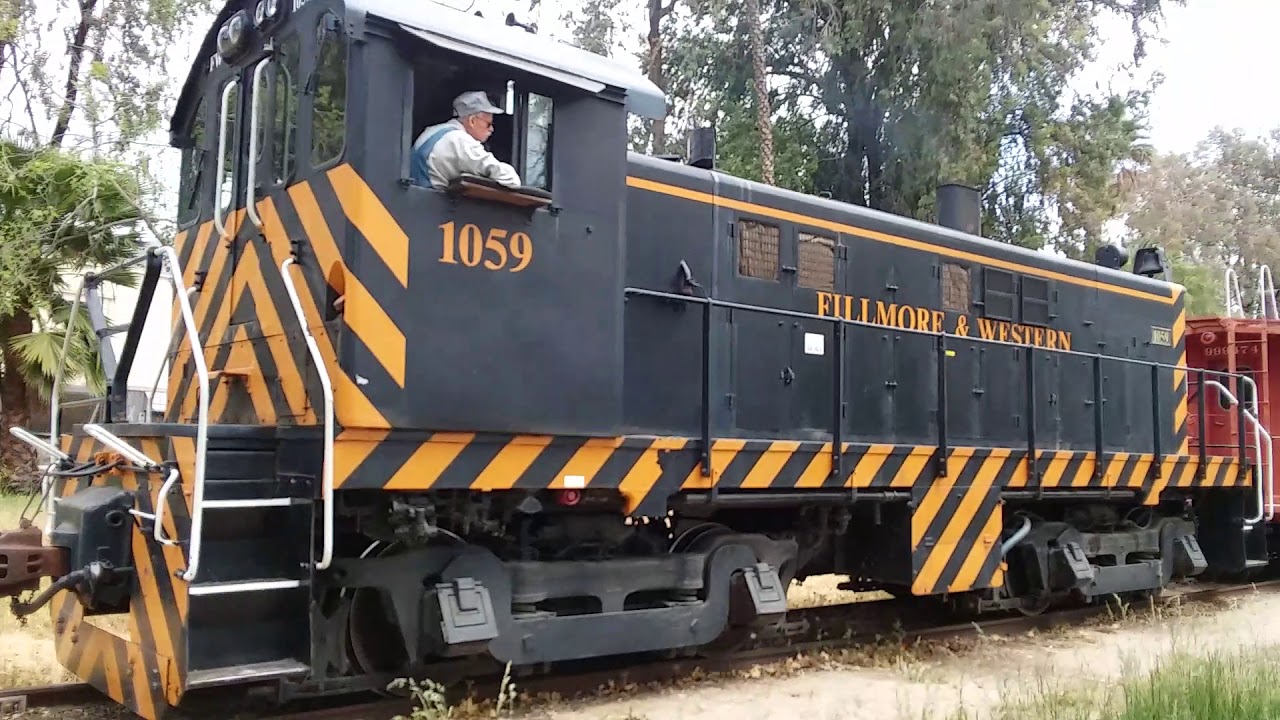 Southern Pacific Alco S-6 cab hop on Santa Paula branch - YouTube