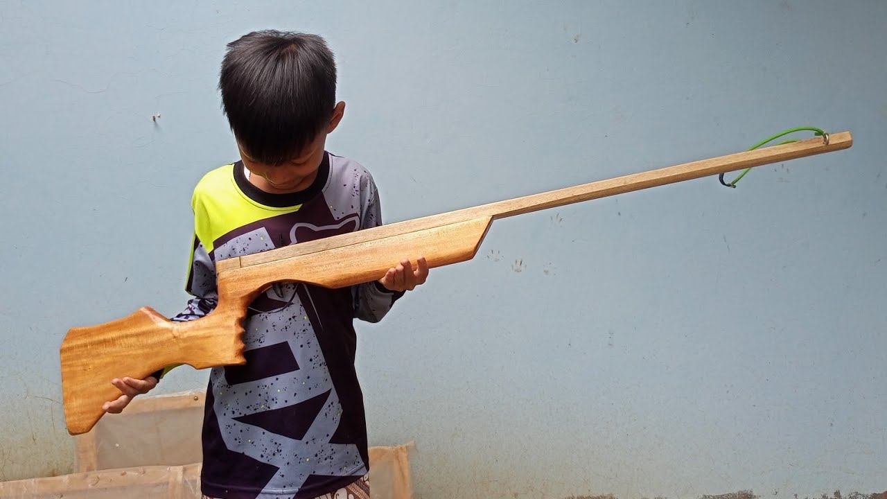 Senapan ketapel dari kayu / slingshot rifle - YouTube