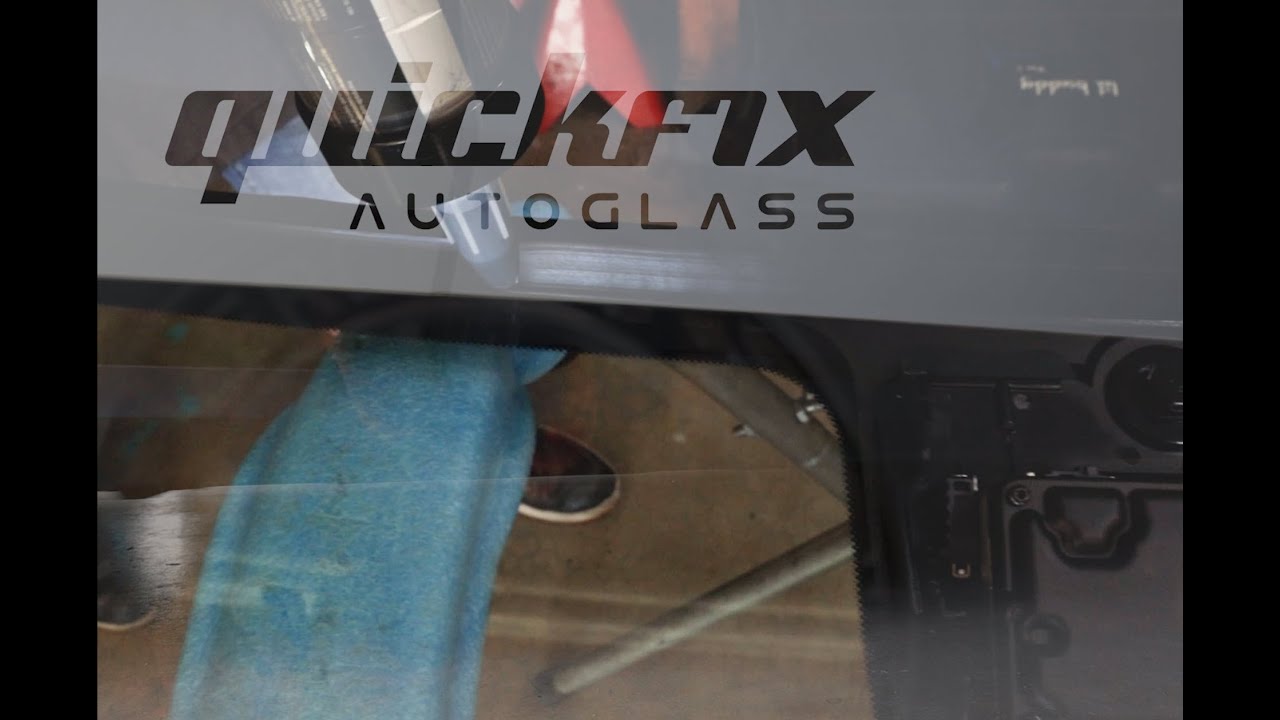 Mercedes AMG GLA 35 SUV Windshield Replacement 4k - YouTube