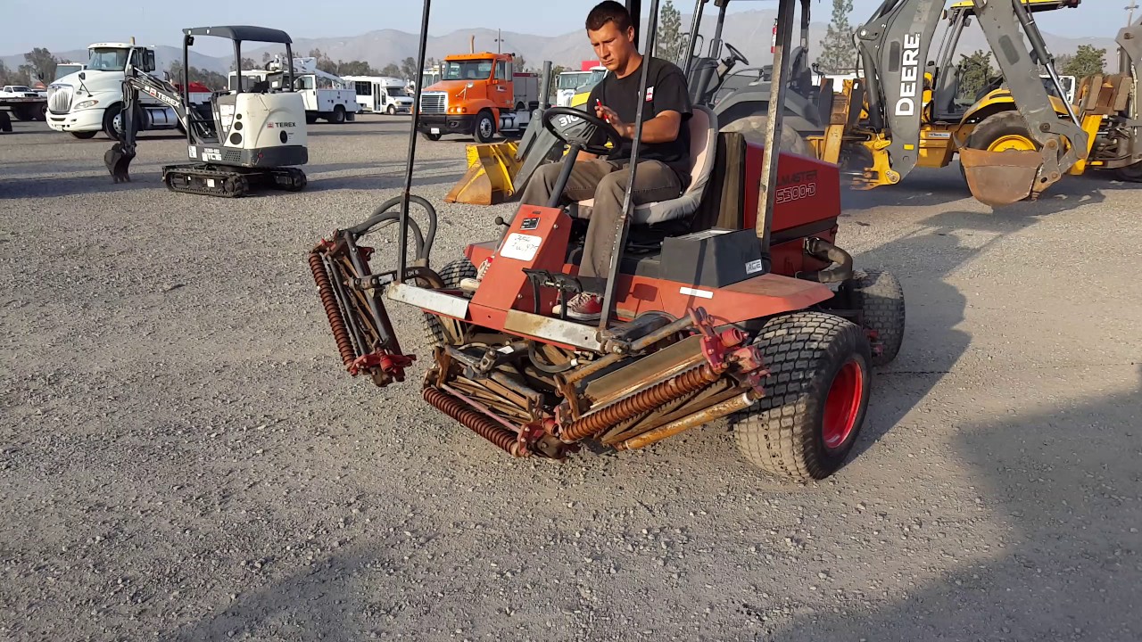 Toro Reel master 5300D Ride On Mower - YouTube