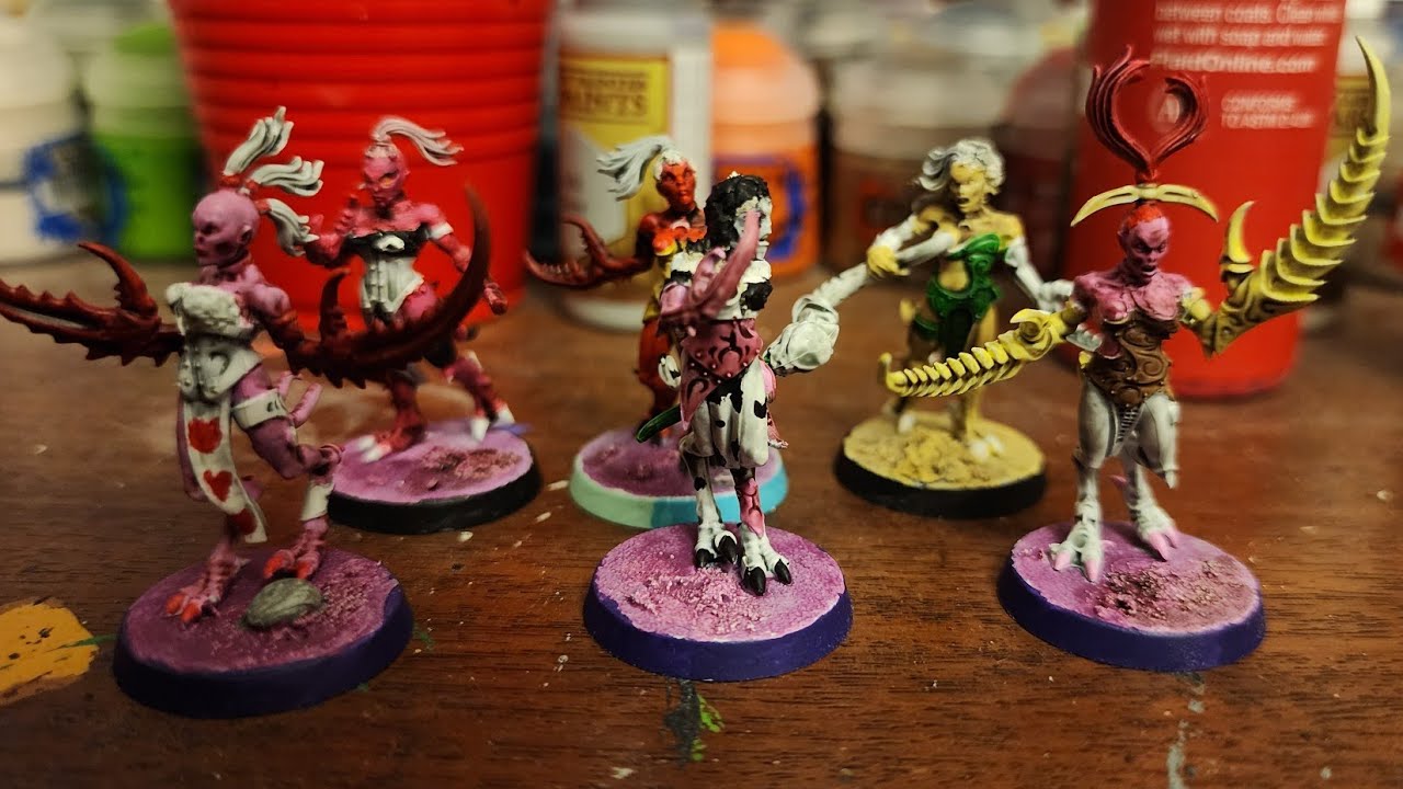 6 Slaanesh Color Schemes (that aren't purple) - YouTube