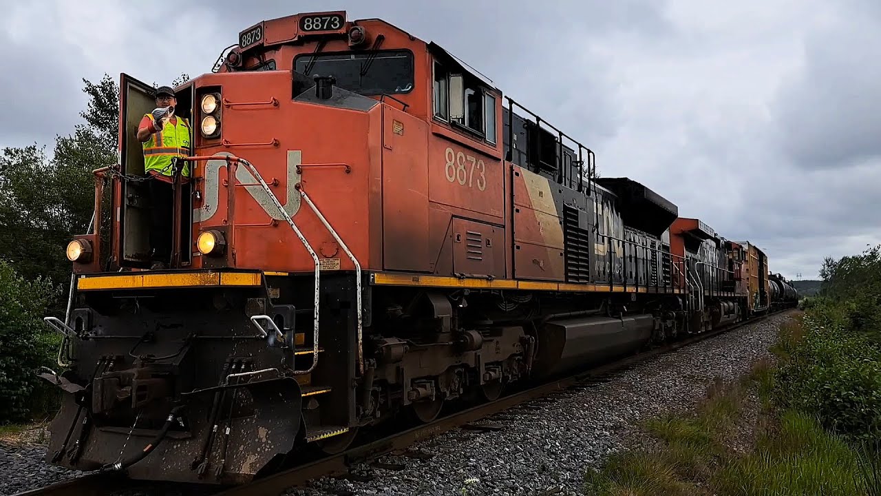 CN Train 598 Westbound With AMAZING CONDUCTOR!! - YouTube