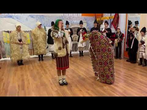 "Joaca vesel caprita" - YouTube