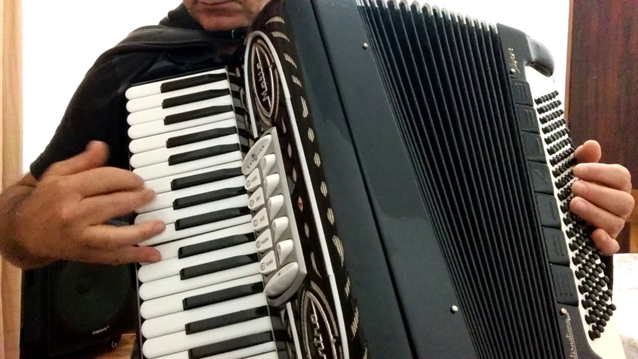 Vídeo aula acordeon valsa para iniciantes pequeno barco - YouTube