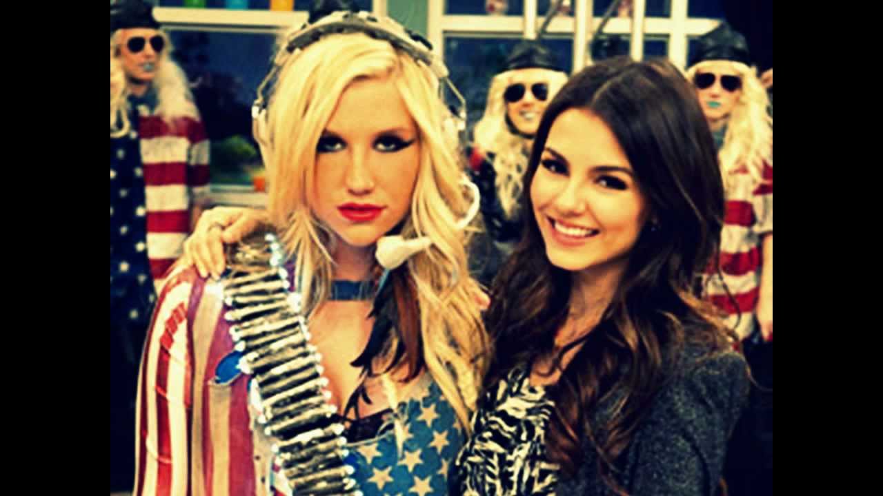 Victoria justice cheer me up - YouTube