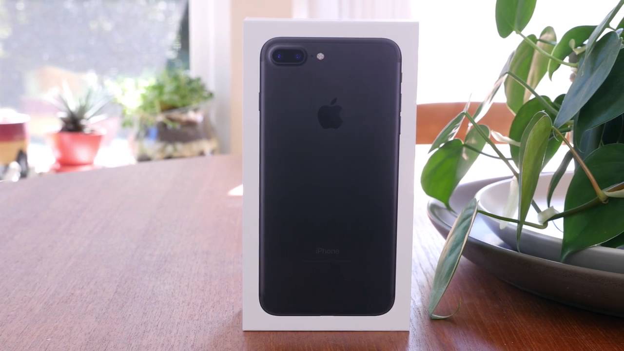 Apple Iphone 7 plus 256 GB (Jet Black) - Unboxing and First Impressions ...