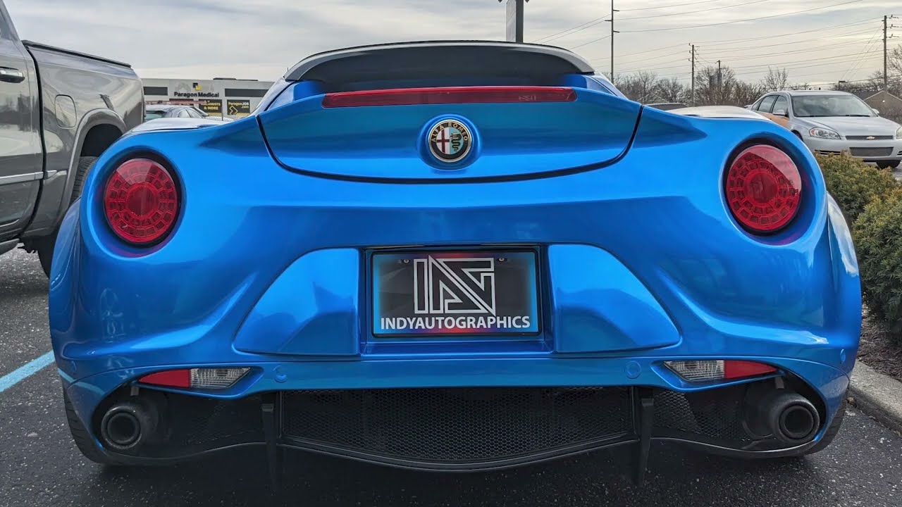 Alfa Romeo 4C Blue Wrap - YouTube