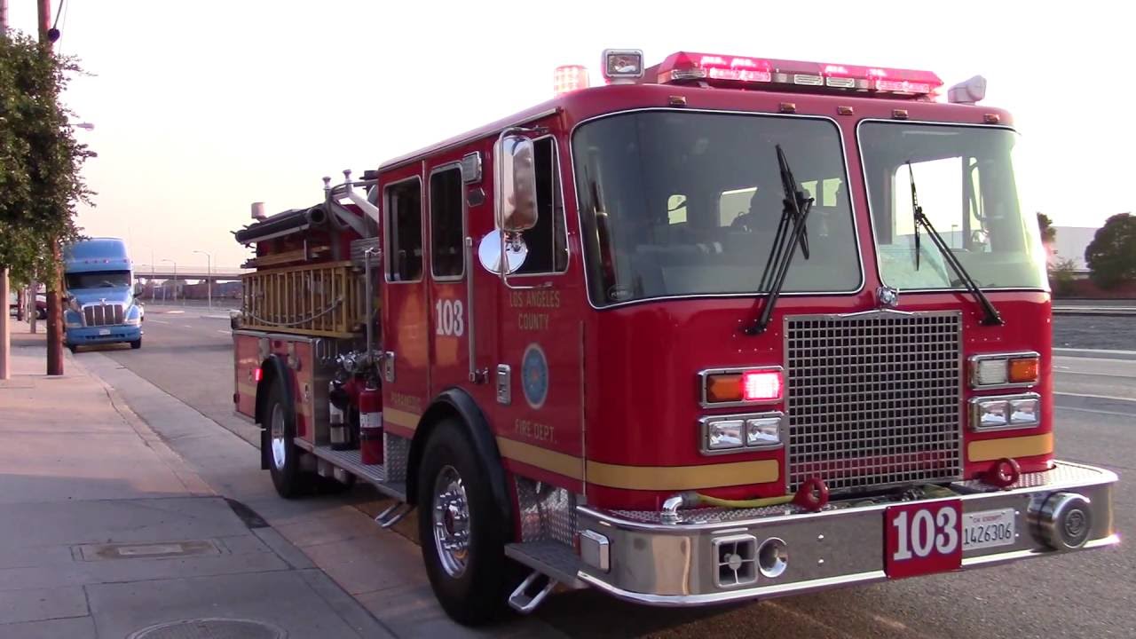 LACoFD Engine 103 Lighting Walk Around - YouTube