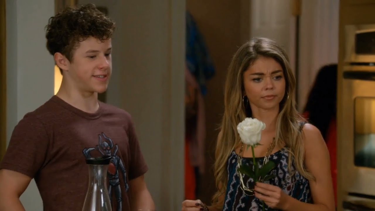 Modern Family : Alex's Imaginary Boyfriend (Alec) | STS - YouTube