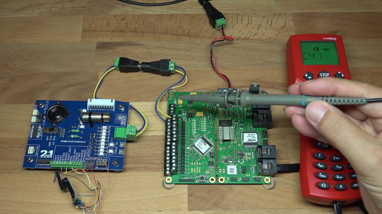 ESU Decoder Profi Prüfstand 53900 - YouTube
