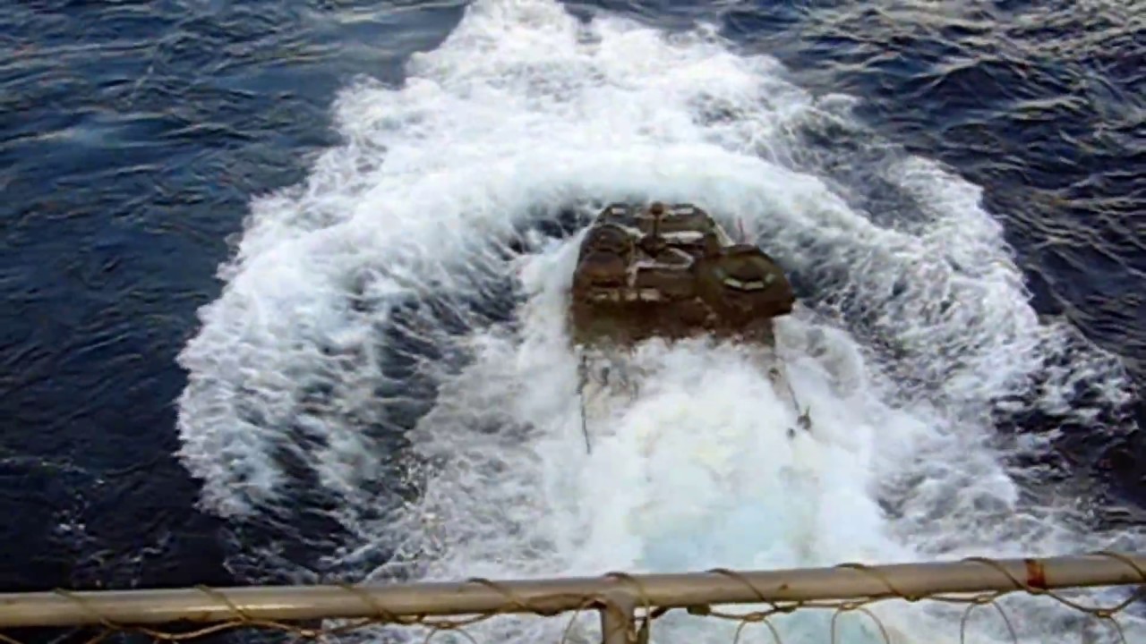 Amphibious Assault Vehicle Diving off Ship - YouTube