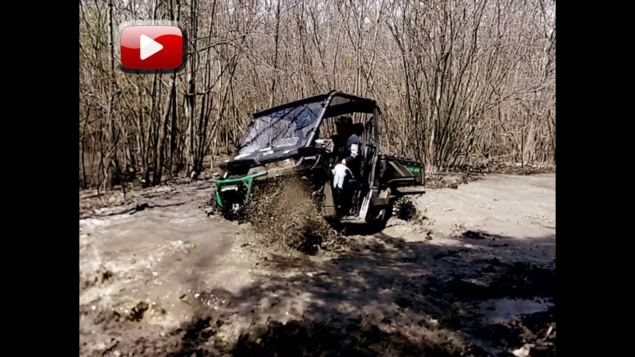 Can Am Defender in The Mud Hole - YouTube