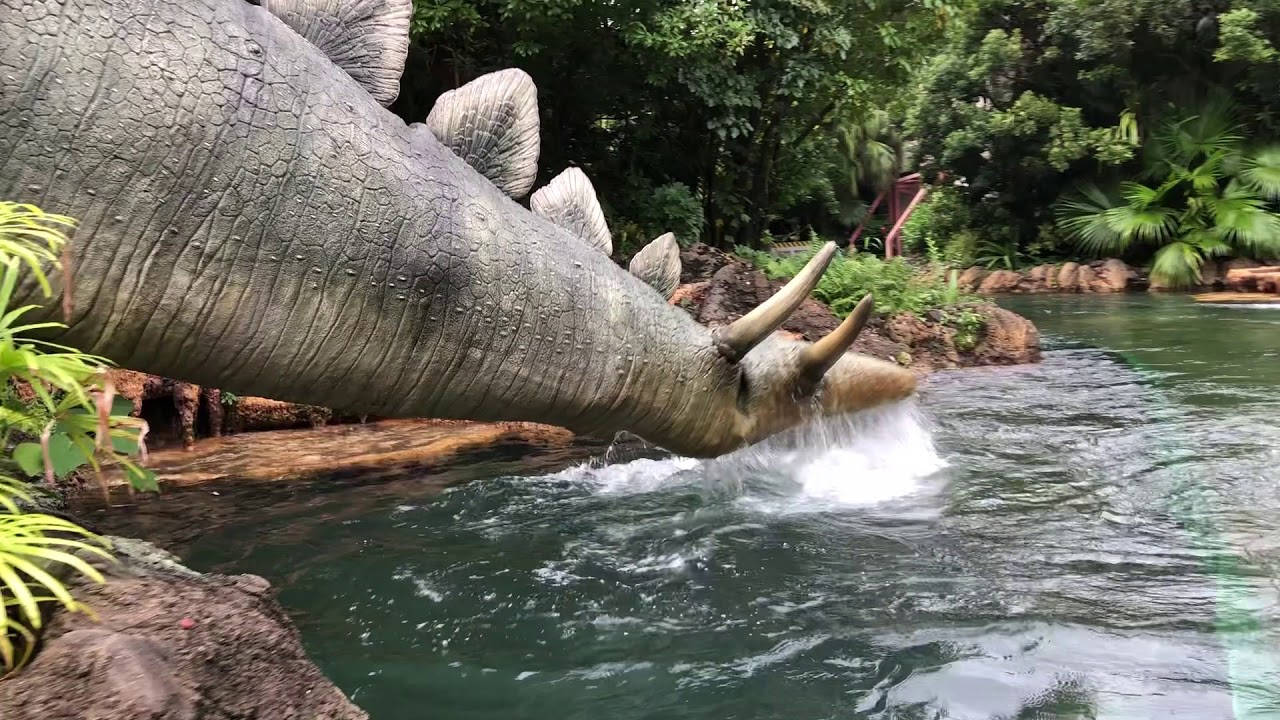Universal Studios Japan, Jurassic Park The Ride - YouTube