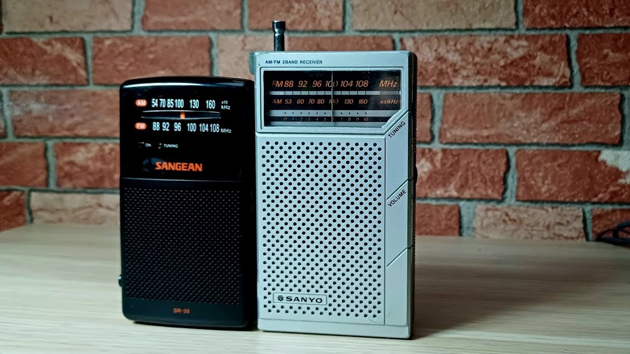 Sanyo RP 5065 Sangean PR-35 MW COMPARİSON - YouTube