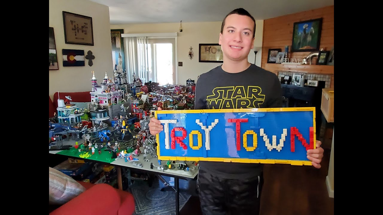 Troy's Awesome Lego City: TroyTown - YouTube