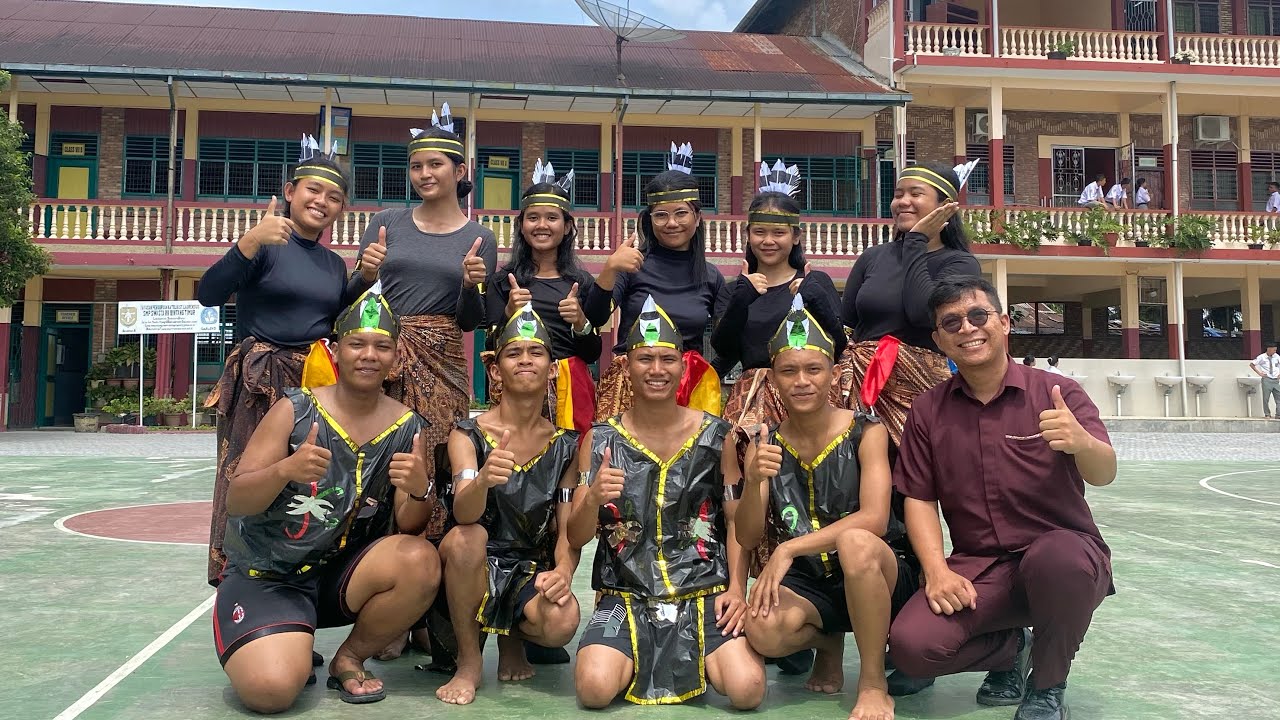 Tari Flying High Kalimantan (3) SMA Bintang Timur Rantauprapat - YouTube