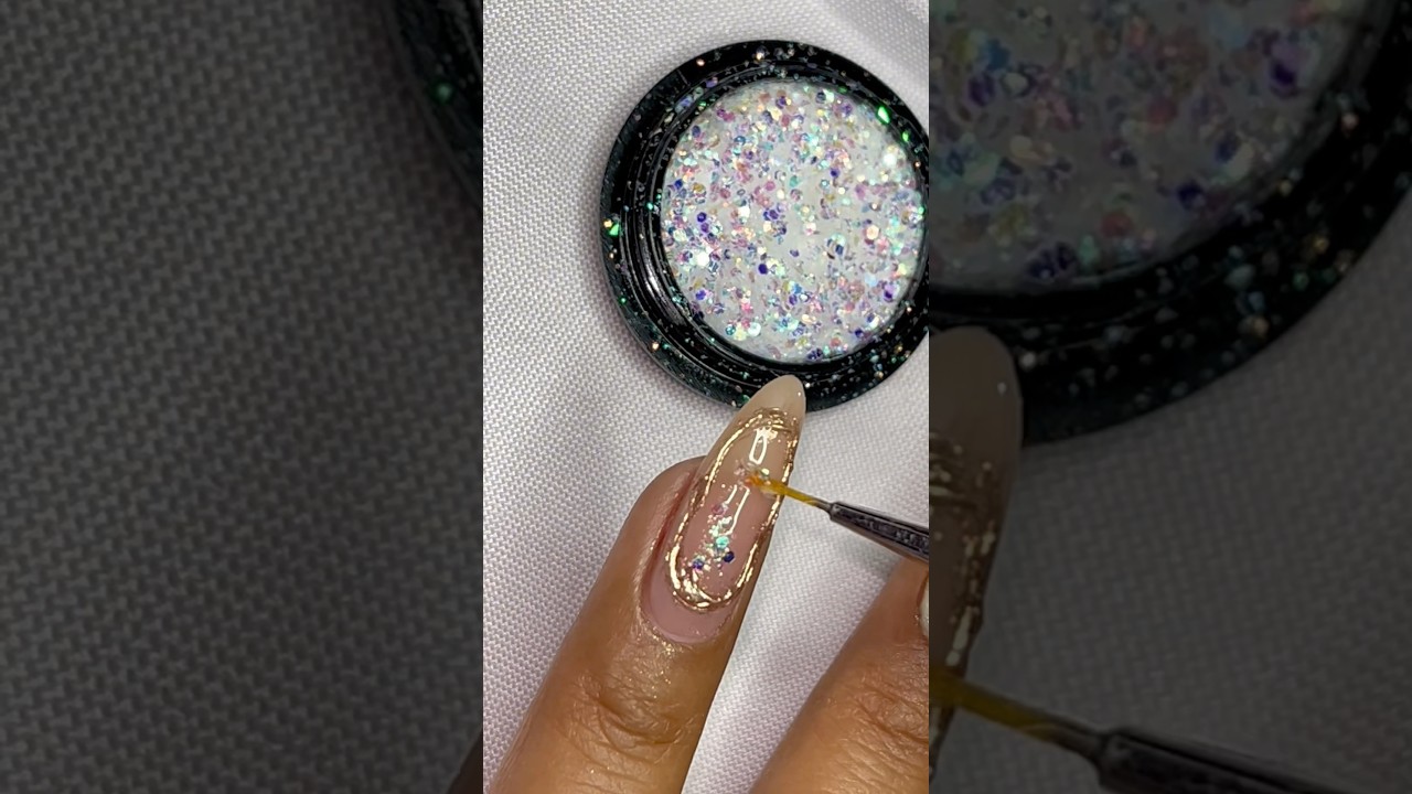 Glitter encapsulado con gel #nails #nailart #nailtutorial #nailpolish # ...