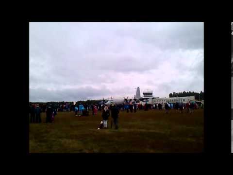 Biltema air show Skövde flygplats 17 augusti 2014 Hercules