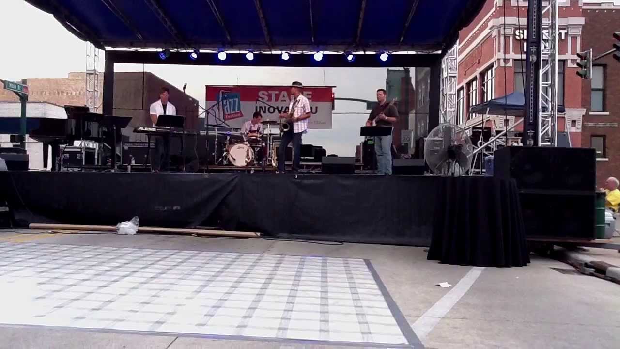 Kris Brownlee performs at 2012 Elkhart Jazz Festival - YouTube