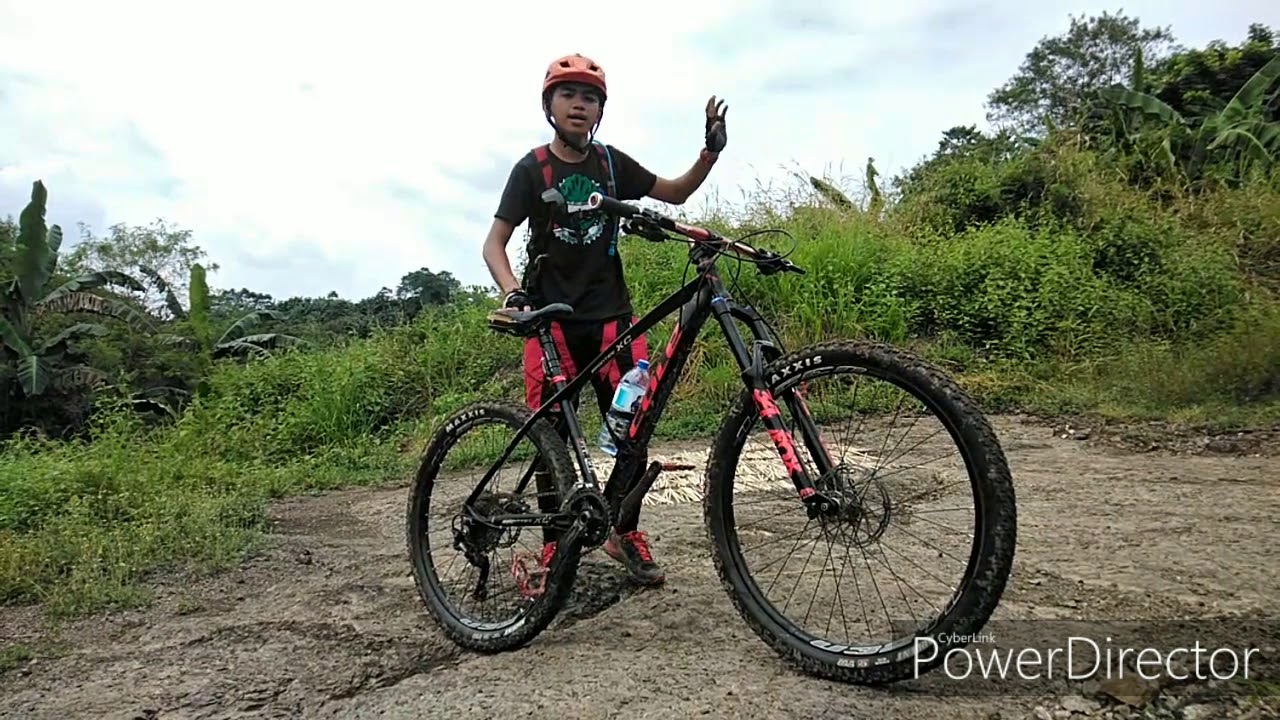 How to Ride On Trail (Super Basic Skill to know) Tagalog Video - YouTube