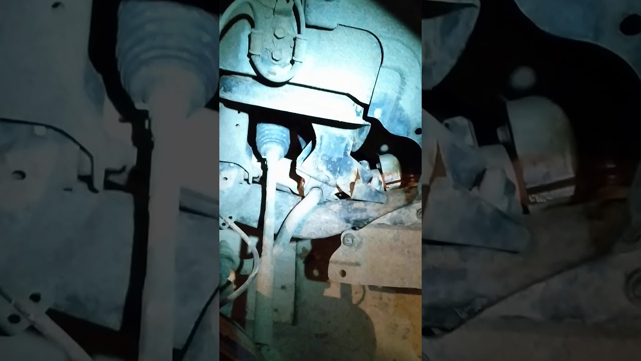 Remplacement sonde lambda Subaru Forester - YouTube