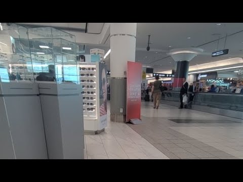 YYZ Airport in Canada. Toronto Pearson International Airport (YYZ ...