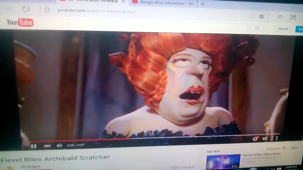 Pongo bites archibald snatcher - YouTube